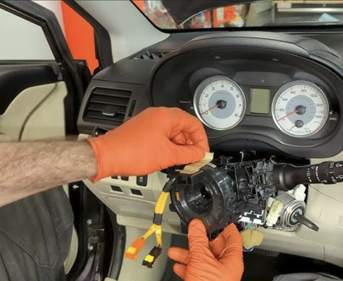 How To Replace A Clock Spring | for a 2014-2018 Subaru Forester ...