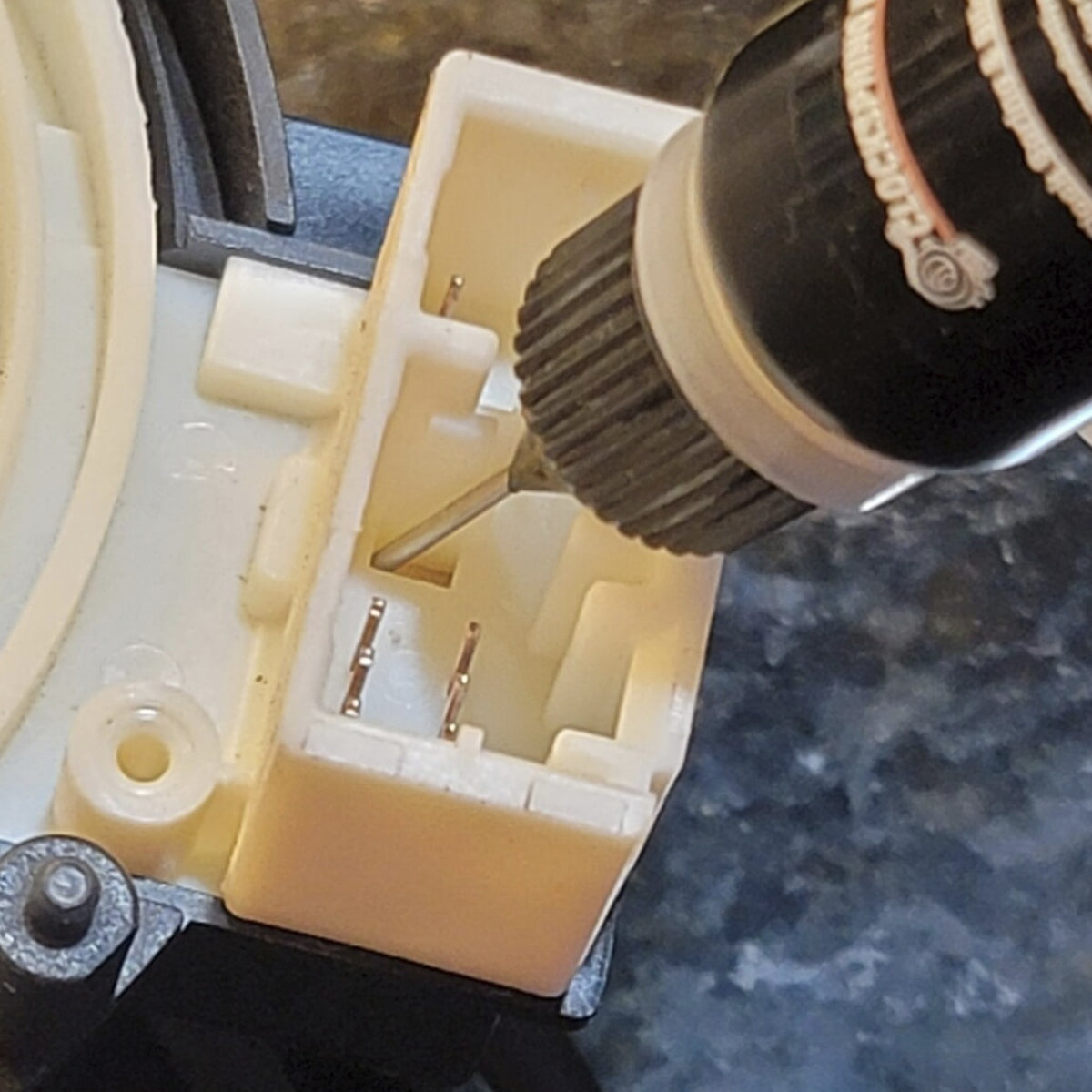 Clock Spring Grease & Applicator Kit – Clockspring Experts