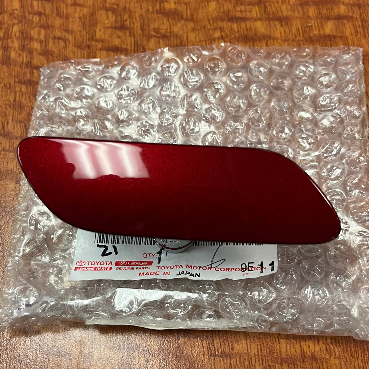 2018-2021 LS500&LS500H | Red | OEM Headlight/Headlamp Washer Cover/Cap ...