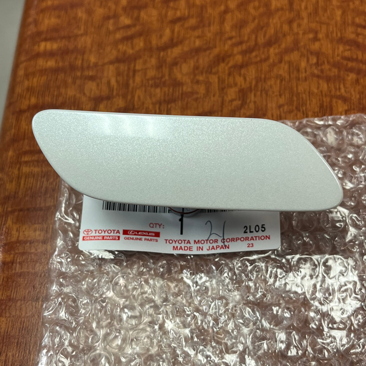 2018-2021 LS500&LS500H | White Pearl | OEM Front Bumper Cap Cover | Le ...